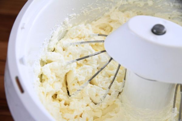 How to Make Homemade Butter from Cream in a Stand Mixer • A Traditional ...