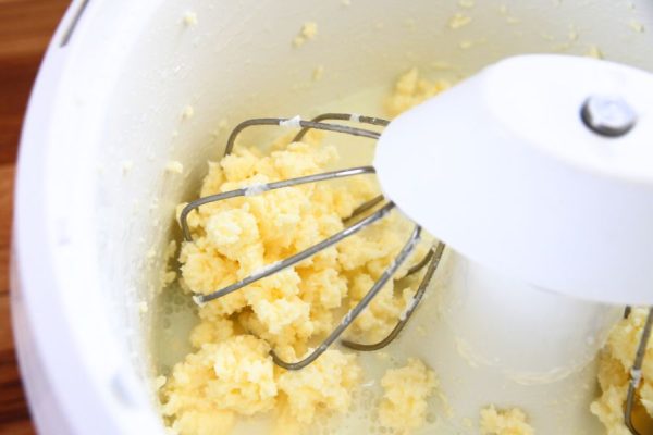 How to Make Homemade Butter from Cream in a Stand Mixer • A Traditional ...