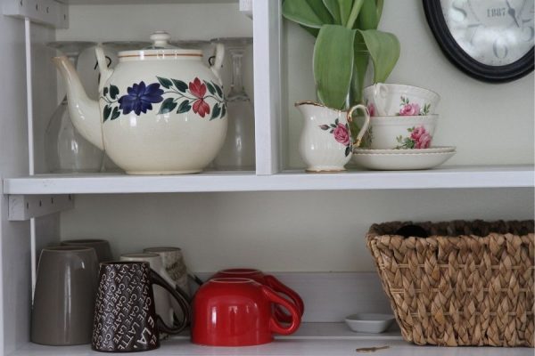 5 Ways to Repurpose Teapots in the Kitchen • Ways to Use Old Teapots
