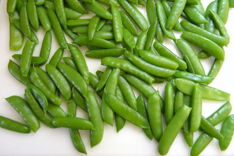 How to Freeze Fresh Sugar Snap Peas and Snow Peas • A Traditional Life